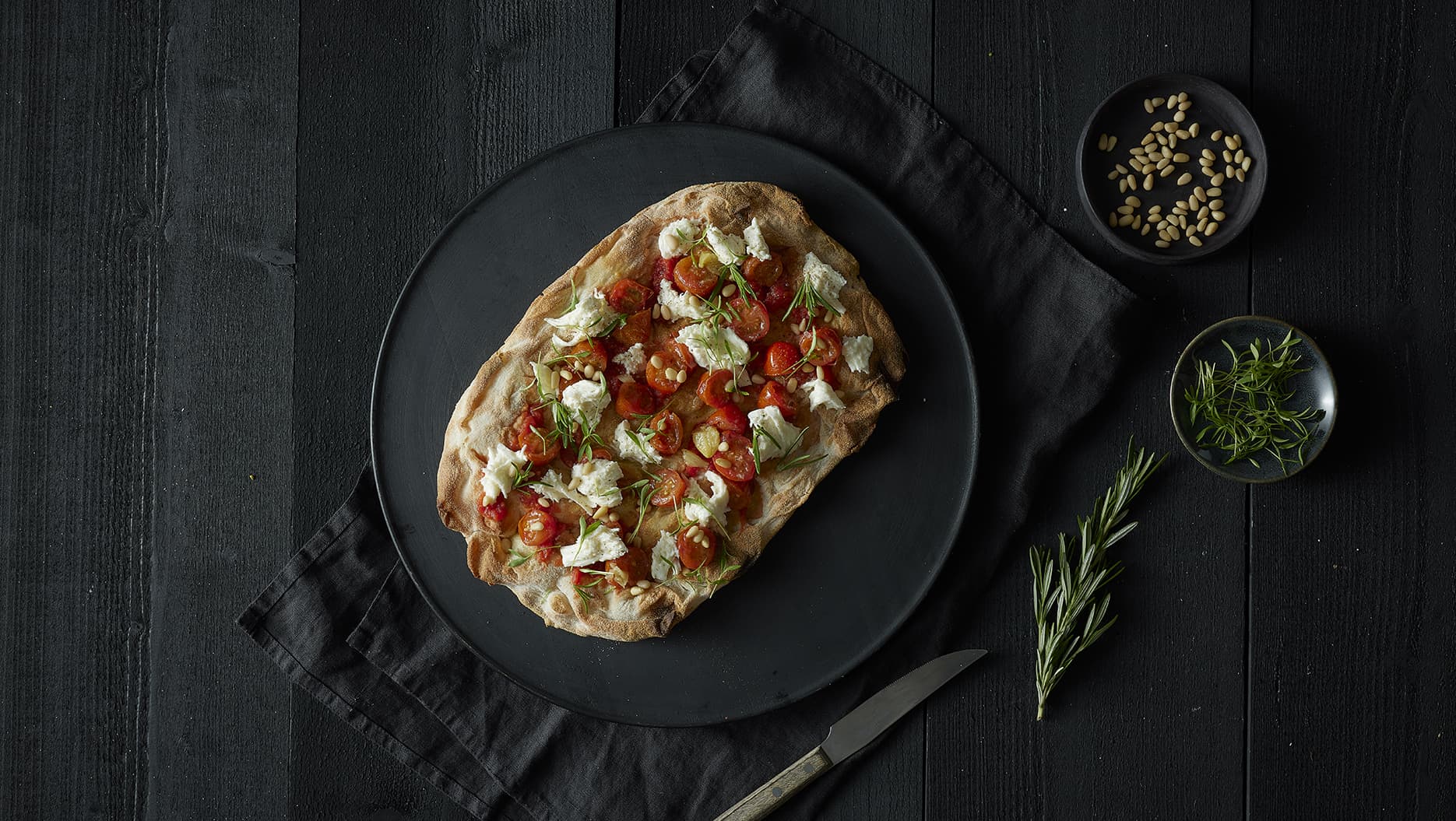 pinsa-with-in-garlic-marinated-cherry-tomatoe.aspx?